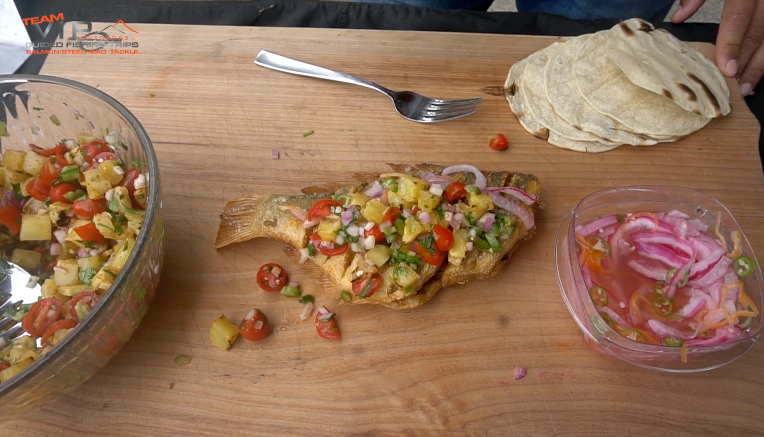 How To Make Louisiana Style SURF PERCH With Pineapple Salsa – VIP Outdoors