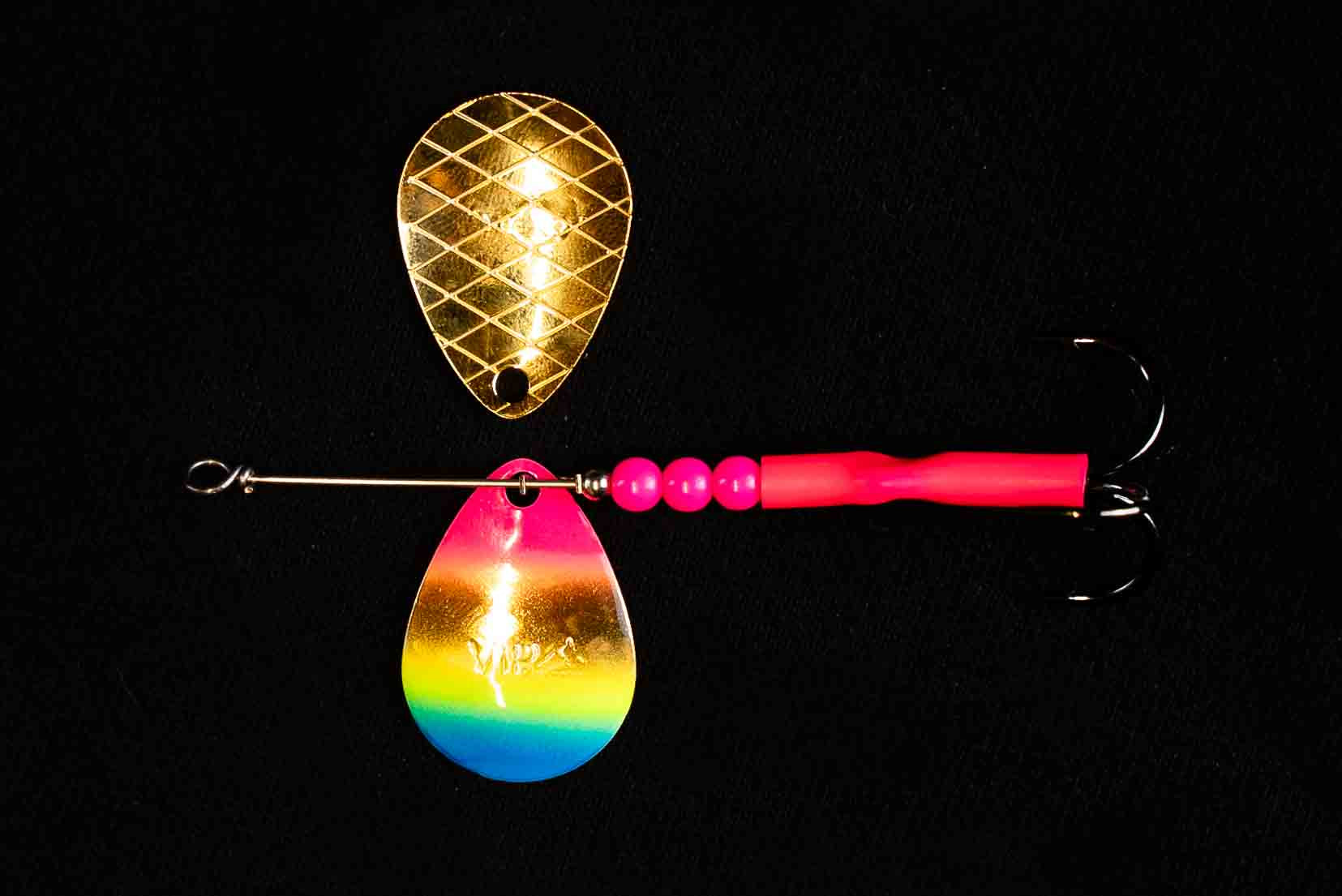 #3.5 BV Deep Cup “Gold BTR” Salmon Spinner. (Single Spinner) – VIP Outdoors