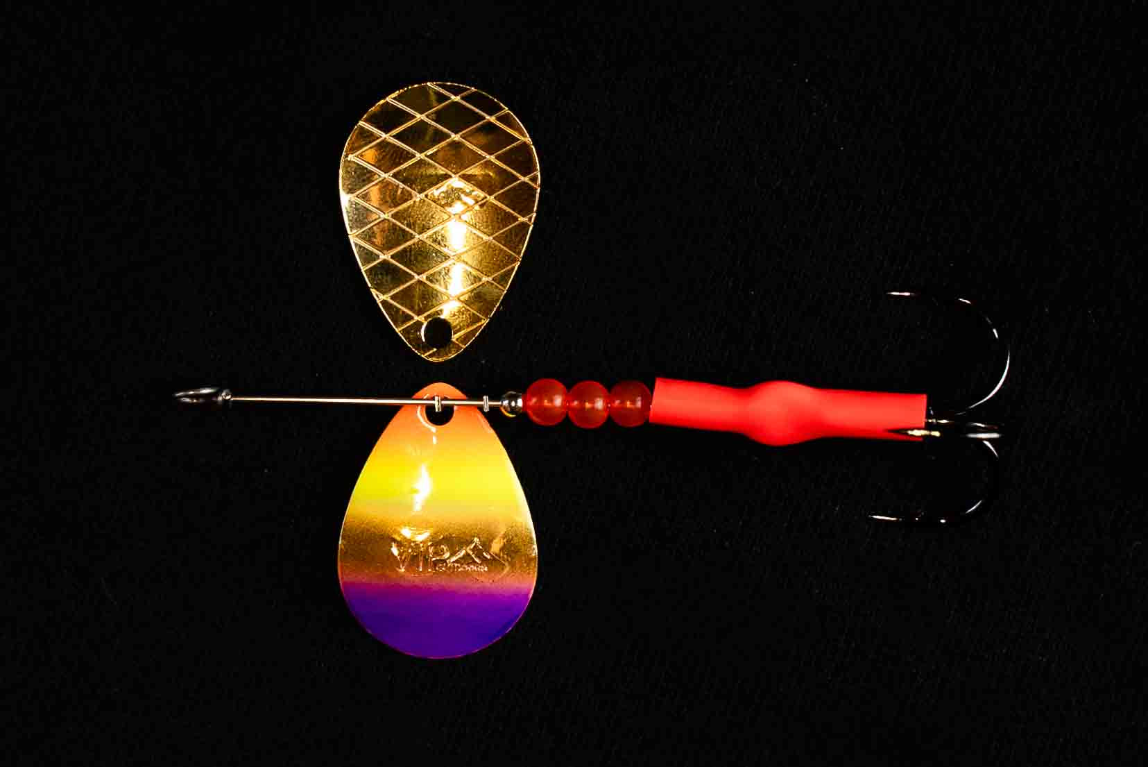 #3.5 BV Deep Cup “Gold PTR” Salmon Spinner. (Single Spinner) – VIP Outdoors